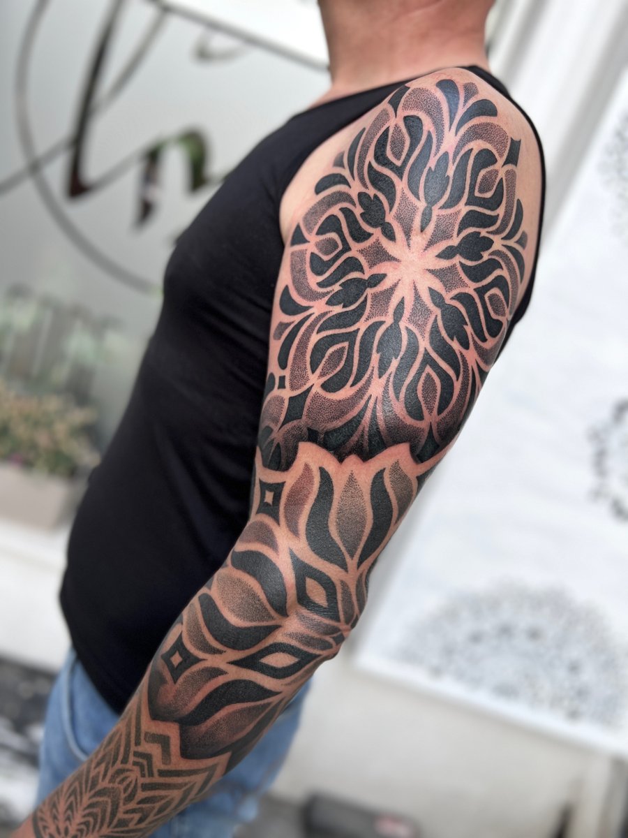 Tatuaż #124840 - Kubusowa Tattoo - Styl: Dotwork | TattooArtist